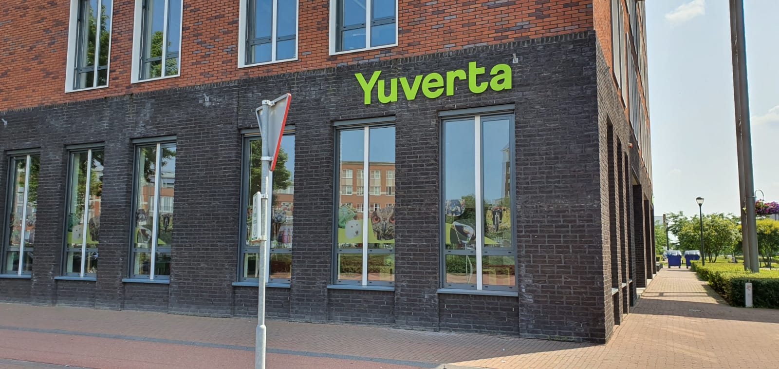 Yuverta mbo Helmond - KiesMBO